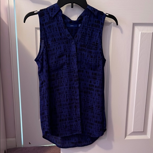 Apt. 9 | Tops | Apt 9 Navy Sleeveless Blouse | Poshmark